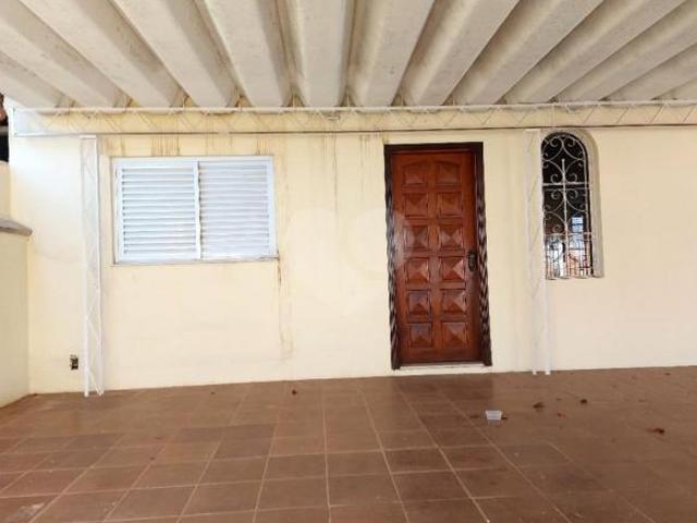 Casa de vila com 5 quartos à venda em Vila Martina SP
