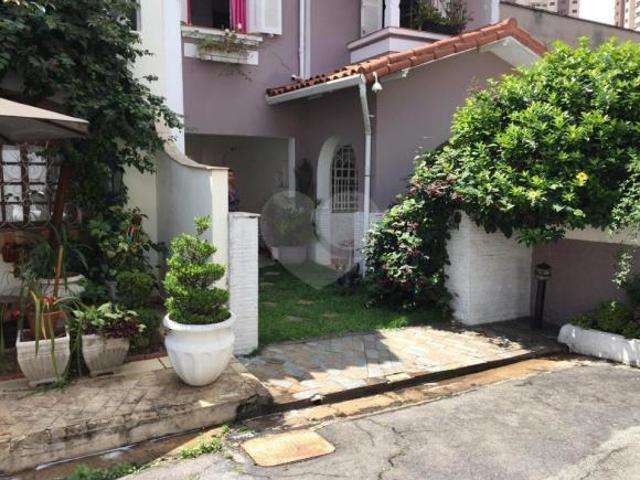 Casa de vila com 6 quartos à venda em Cambuci SP