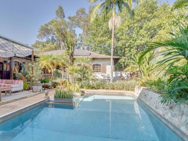 Casa de vila com 6 quartos à venda em Jardim Marajoara SP
