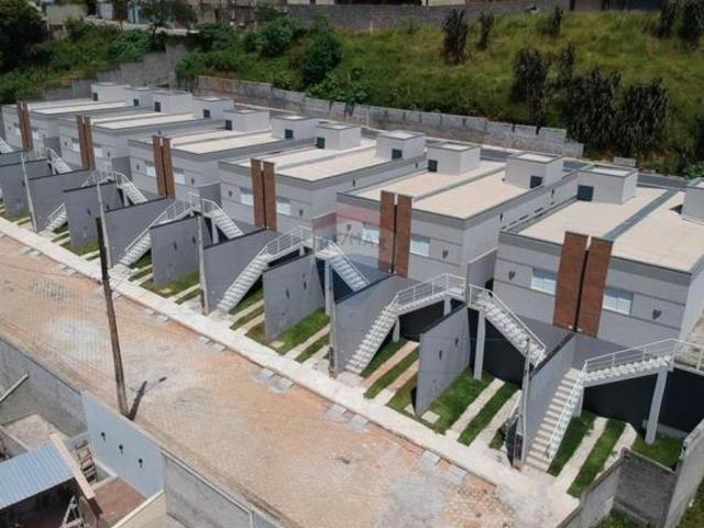 Casa de Vila charmosa em Terra Preta Não perca!