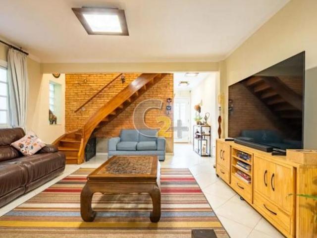 Casa de Vila à venda em Barra Funda com 3 suítes e 1 vaga