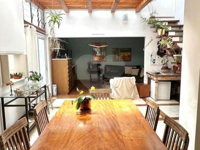 Casa de vila à venda na Vila Madalena
