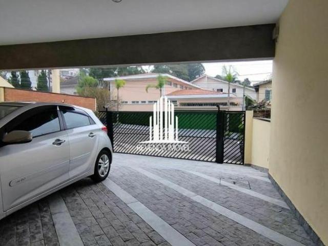 Casa de vila à venda no Morumbi, São Paulo SP! 4 quartos, 2 suítes, 5 banheiros