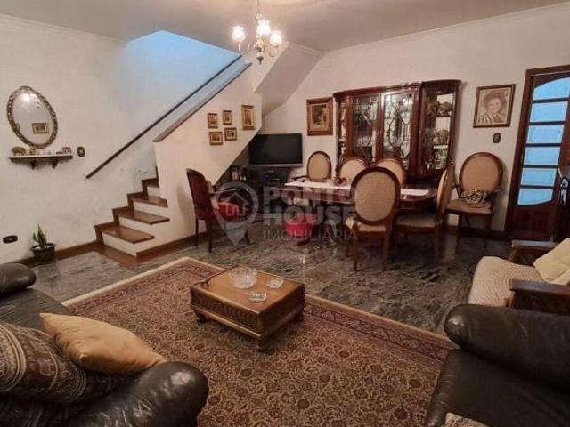 Casa de Vila à Venda Planalto Paulista 3 Dormitórios, 3 Vagas Paralelas, Quintal