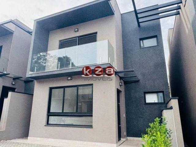 Casa de Vila à venda Próximo ao Colégio Porto Seguro em Valinhos SP, 3 suítes, 2 salas, 4 banheiros
