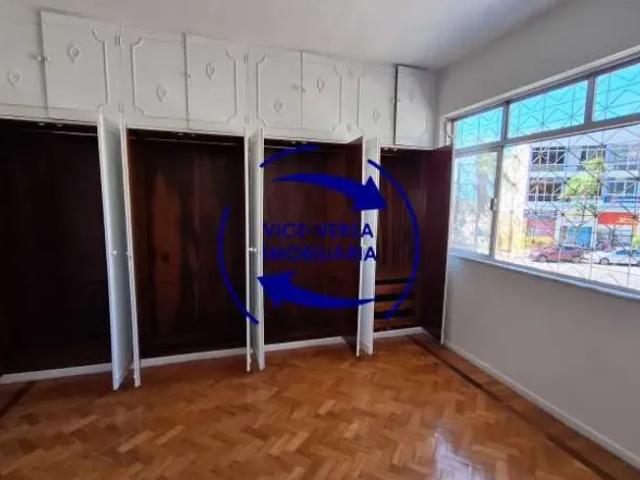 Casa de vila duplex com 90m², vazia, pronta para morar, salão, 2 quartos, demais dependências, garag