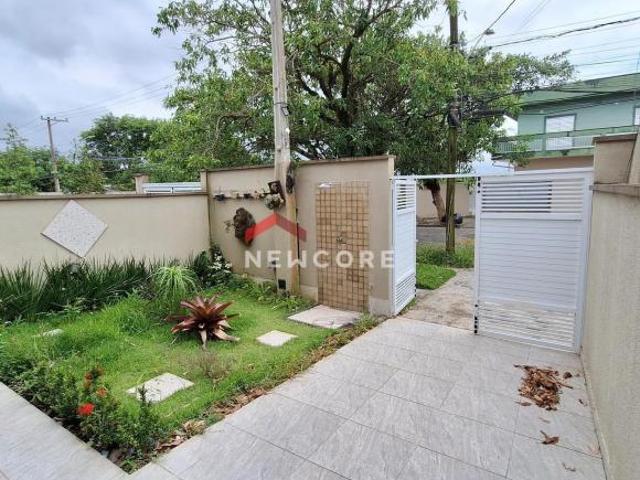 Casa de Vila em Avenida Dom Pedro II Jardim Ribamar Peruíbe/SP