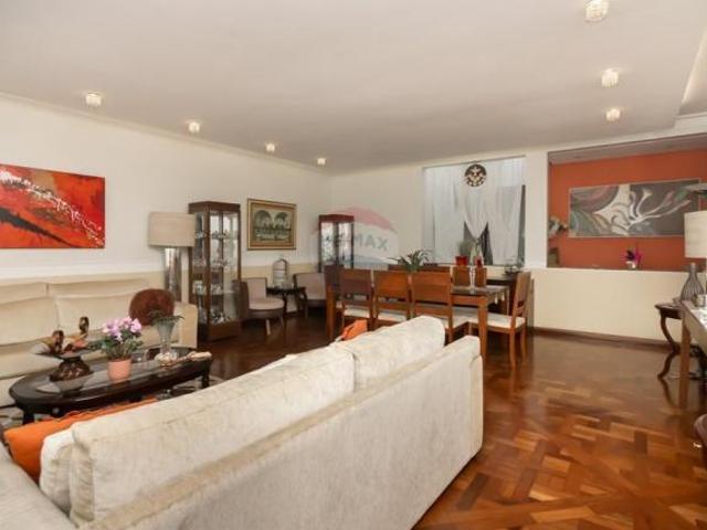 Casa de Vila em Santana