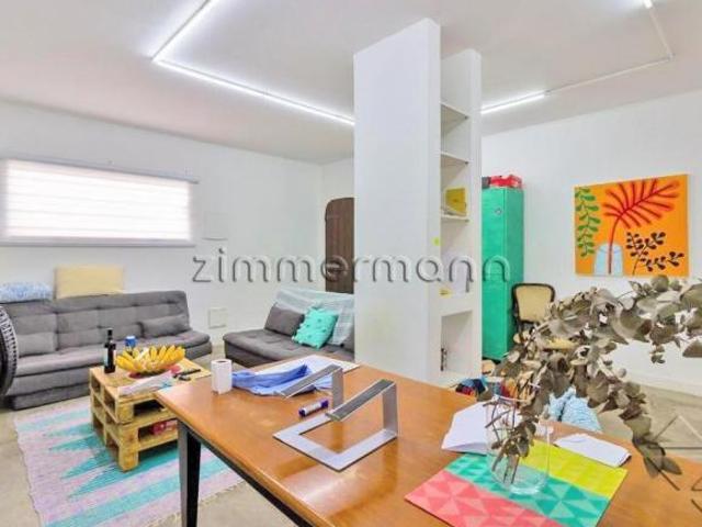 CASA DE VILA EM PINHEIROS