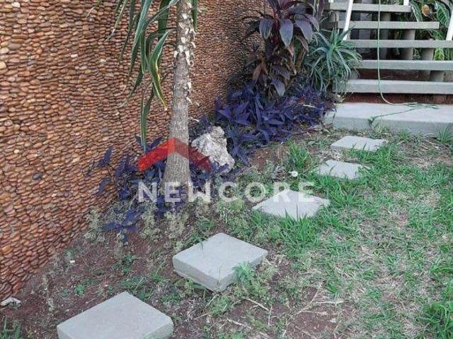 Casa de Vila em Rua Pedro de Barros Filho Jardim Dona Nicota de Barros Botucatu/SP