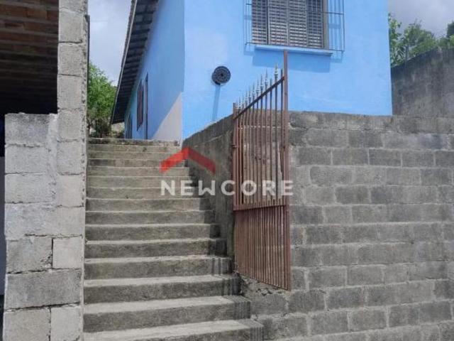 Casa de Vila em Rua São Bernardo Vila Louro Embu Guaçu/SP