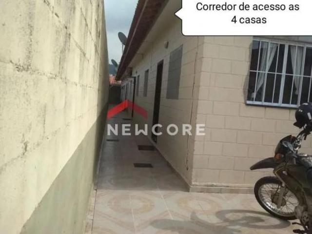 Casa de Vila em Rua Treze Mar e Céu Guarujá/SP