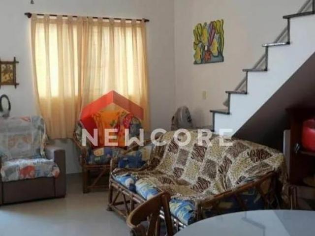 Casa de Vila em Rua Victor Augusto Mesquita Massaguaçu Caraguatatuba/SP