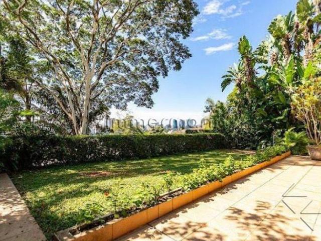 CASA DE VILA JARDIM GUEDALA 3 DORMITÓRIOS 3 VAGAS
