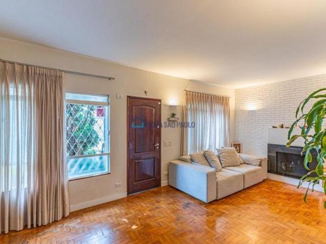 Casa de vila no Brooklin com 3 quartos 2 vagas 160 metros
