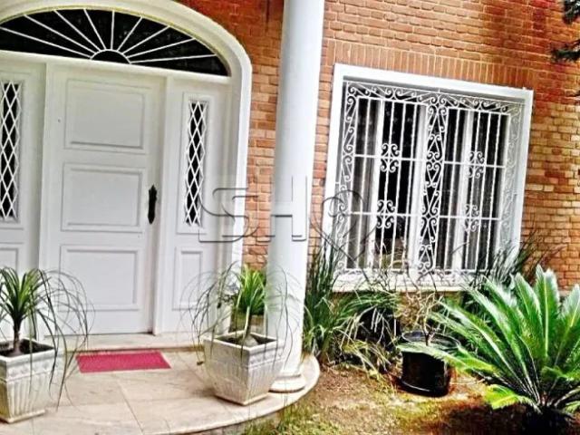Casa de Vila no Pacaembu com 4 dormitórios