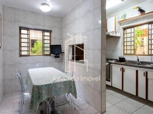 Casa de Vila no Planalto Paulista à Venda