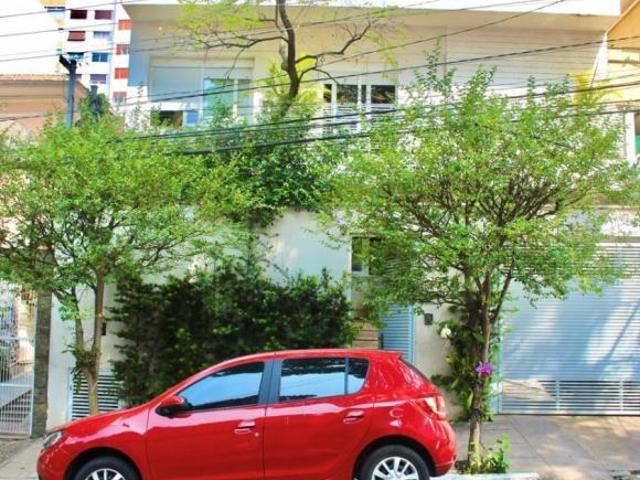 Casa de vila para venda com 3 quartos, 285m²