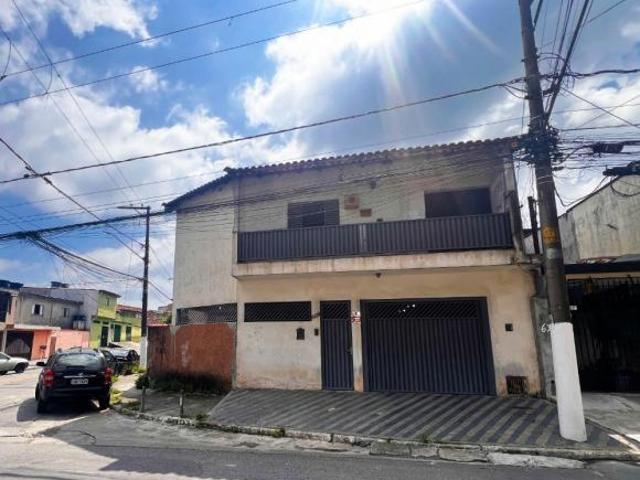 Casa de vila para venda com 3 quartos, 216m²