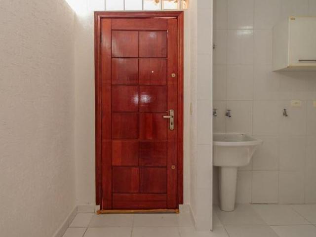 Casa de vila para venda com 2 quartos, sendo 1 suíte, 125m²