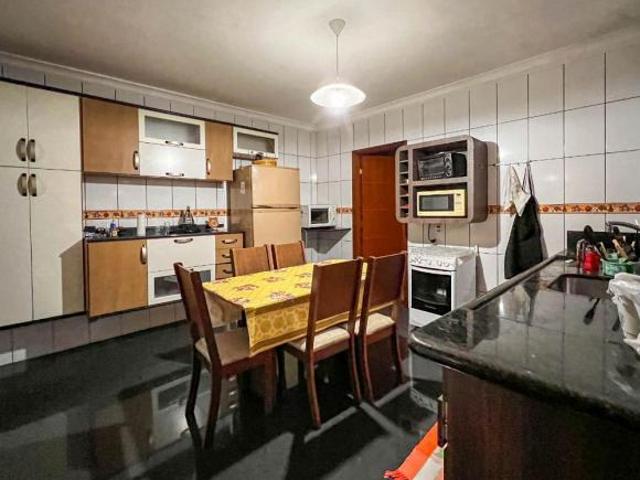 Casa de vila para venda em Aliança com 3 quartos, sendo 1 suíte, 237m²