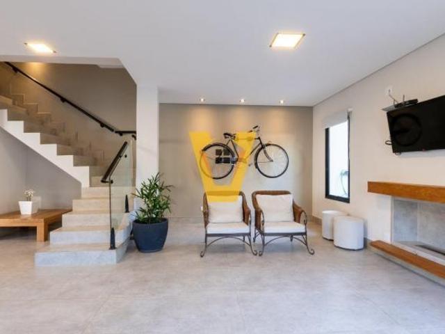 Casa de vila para venda em Brooklin com 3 quartos, sendo 3 suítes, 188m²