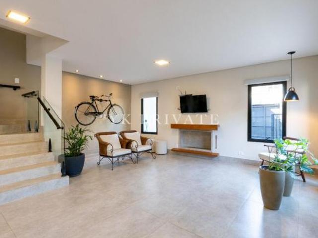 Casa de vila para venda em Brooklin Paulista com 3 quartos, sendo 3 suítes, 188m²