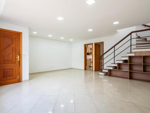 Casa de vila para venda em Campo Belo com 3 quartos, sendo 3 suítes, 172m²
