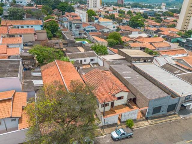Casa de vila para venda em Centro com 3 quartos, 360m²