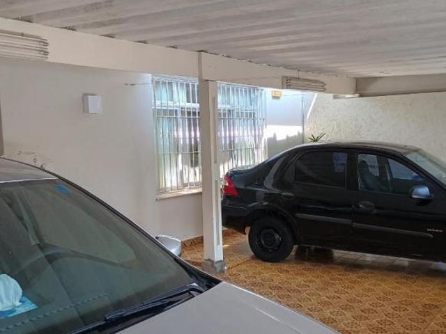 Casa de vila para venda em Cupecê com 3 quartos, sendo 1 suíte, 255m²