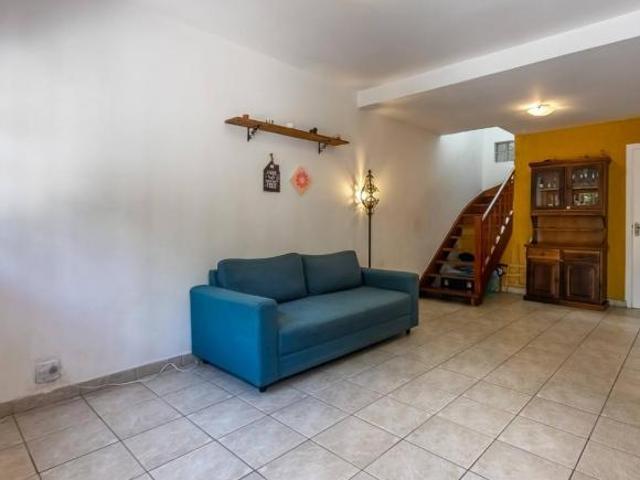 Casa de vila para venda em Granja Julieta com 2 quartos, sendo 1 suíte, 110m²