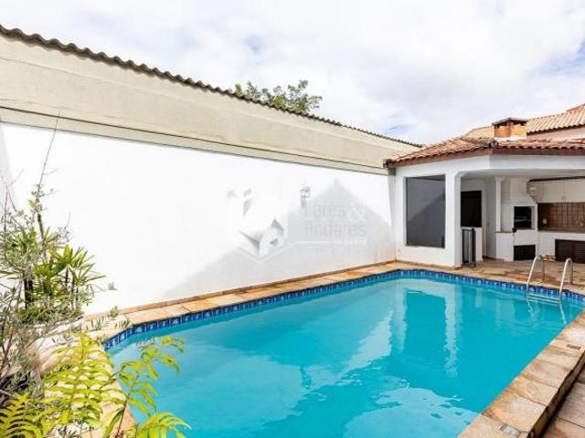 Casa de vila para venda em Jardim Campo Grande com 4 quartos, sendo 4 suítes, 373m²