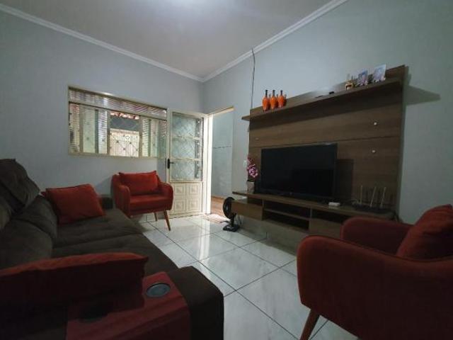 Casa de vila para venda em Jardim Monte Carlo com 3 quartos, sendo 1 suíte, 160m²