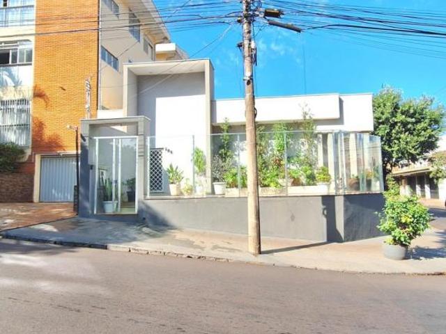 Casa de vila para venda em Jardim Macedo com 3 quartos, sendo 2 suítes, 239m²
