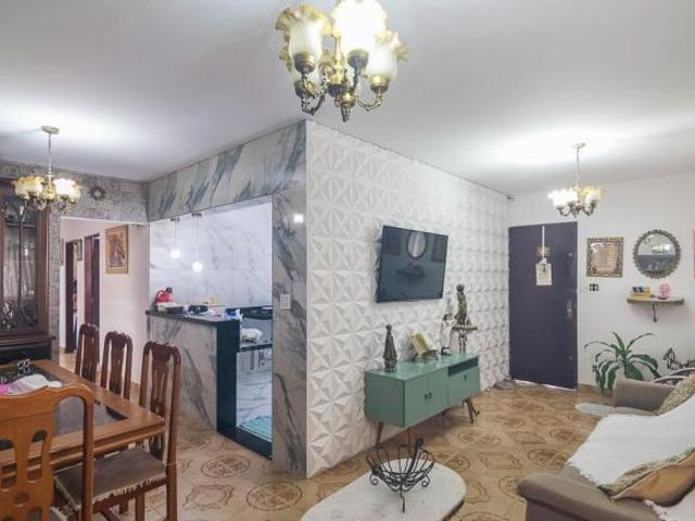 Casa de vila para venda em Parque Novo Oratório com 6 quartos, sendo 1 suíte, 331m²