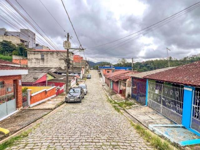 Casa de vila para venda em Quarta Divisão com 4 quartos, 99m²