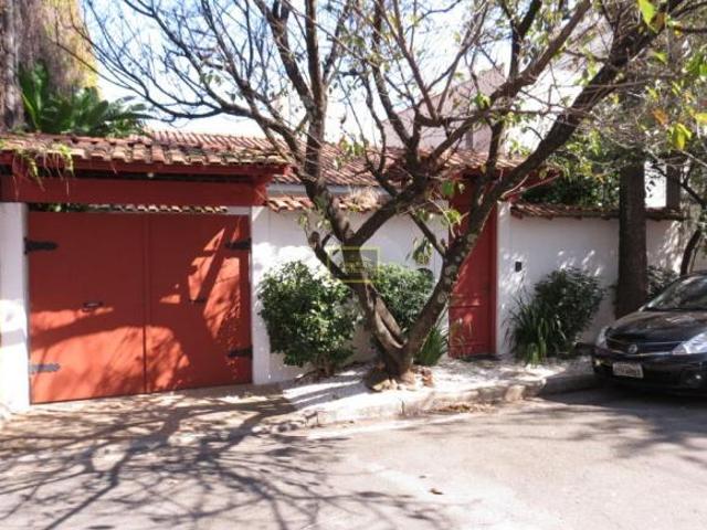 Casa de vila para locação ou venda na Vila Olímpia
