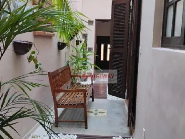 Casa de vila para locação na Vila Mariana reformada semi mobiliada