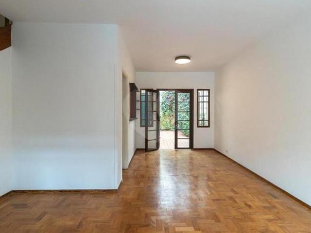 CASA DE VILA PINHEIROS