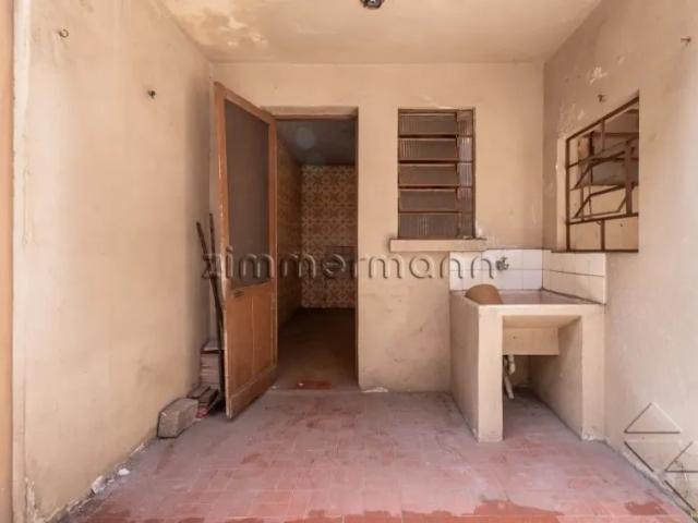 Casa de vila pinheiros 2 dormitórios 1 vaga