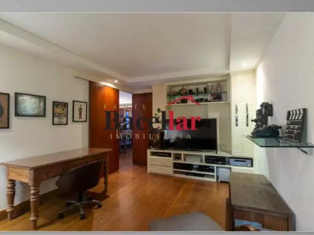 Casa de Vila: / Residencial / Botafogo