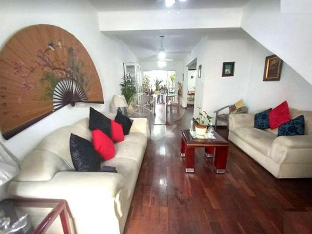 Casa de Vila residencial em Pinheiros rua fechada
