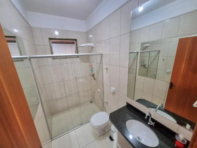 Casa de vila térrea para venda possui 135 metros quadrados com 3 quartos