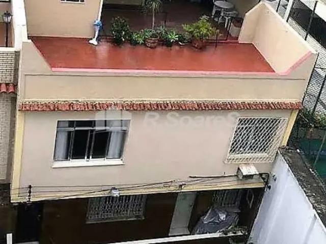 Casa de Vila triplex com 5 quartos, 240 m2 no Jardim Botânico na Rua Lopes Quintas