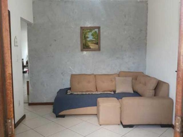 CASA DE 04 QUARTOS COM SUITE NO BAIRRO CANAA