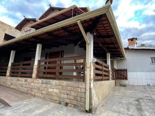 CASA DE 04 QUARTOS A VENDA EM QUINTAS DO JACUBÁ CONTAGEM
