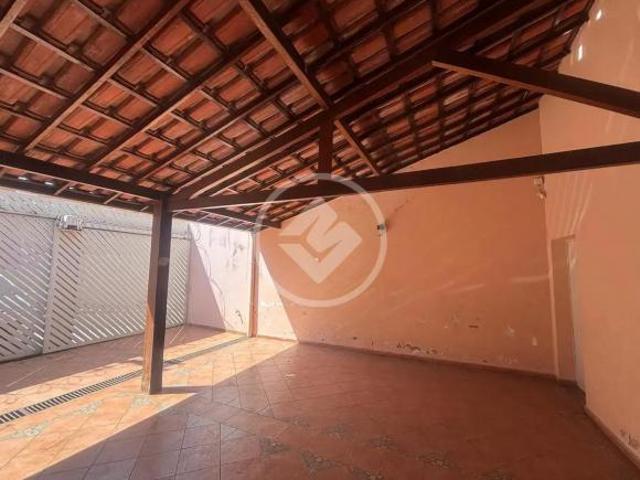 CASA DE 04 QUARTOS, SENDO 01 SUITE, CLOSET, 03 BANHEIROS, DCE, AREA GOURMET INDEPENDENTE, MODELO COL