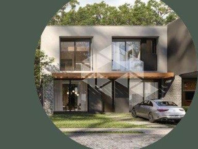 Casa de 04 suites/quartos e 02 vaga de garagem no condominio Amaná Atlântida em Xangri Lá/RS!