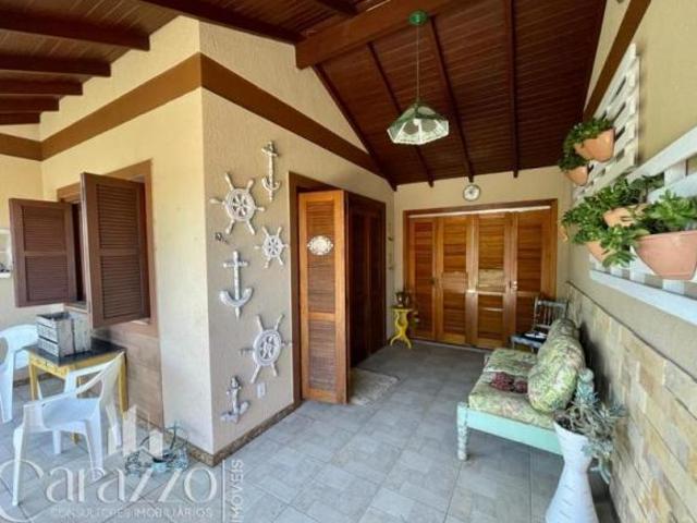 casa de 02 dorm em região de moradores