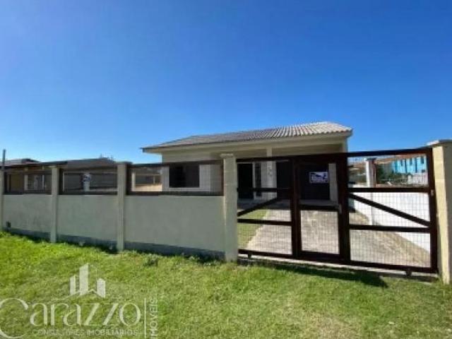 Casa de 02 dormitórios em Tramandaí